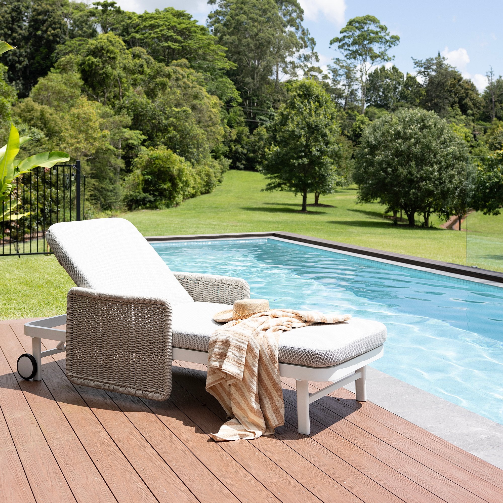 Outdoor Sun Lounge - Sunlounges - 🛒Shop Now | Eden Living