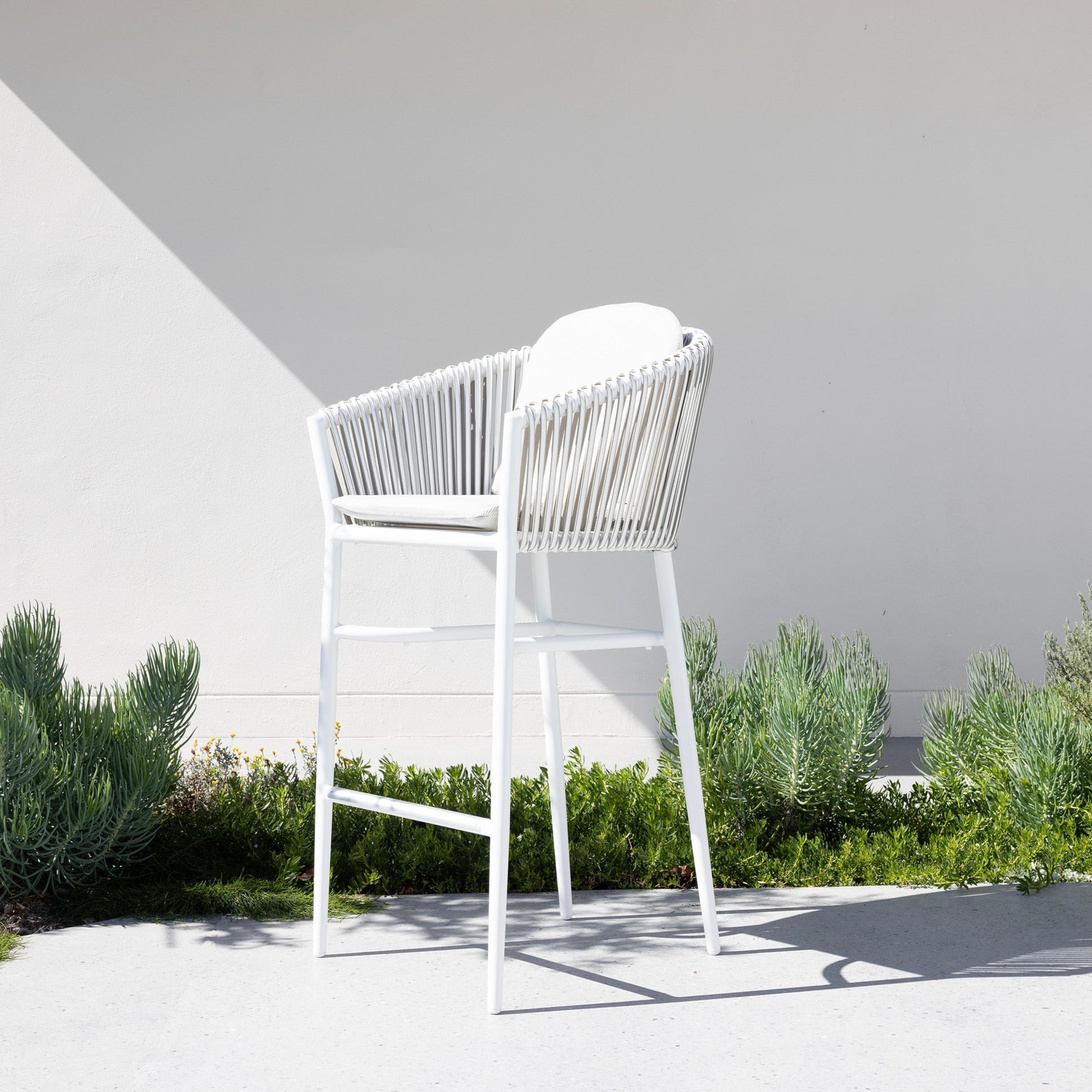 Buy Artemis Bar Chair - Peapod